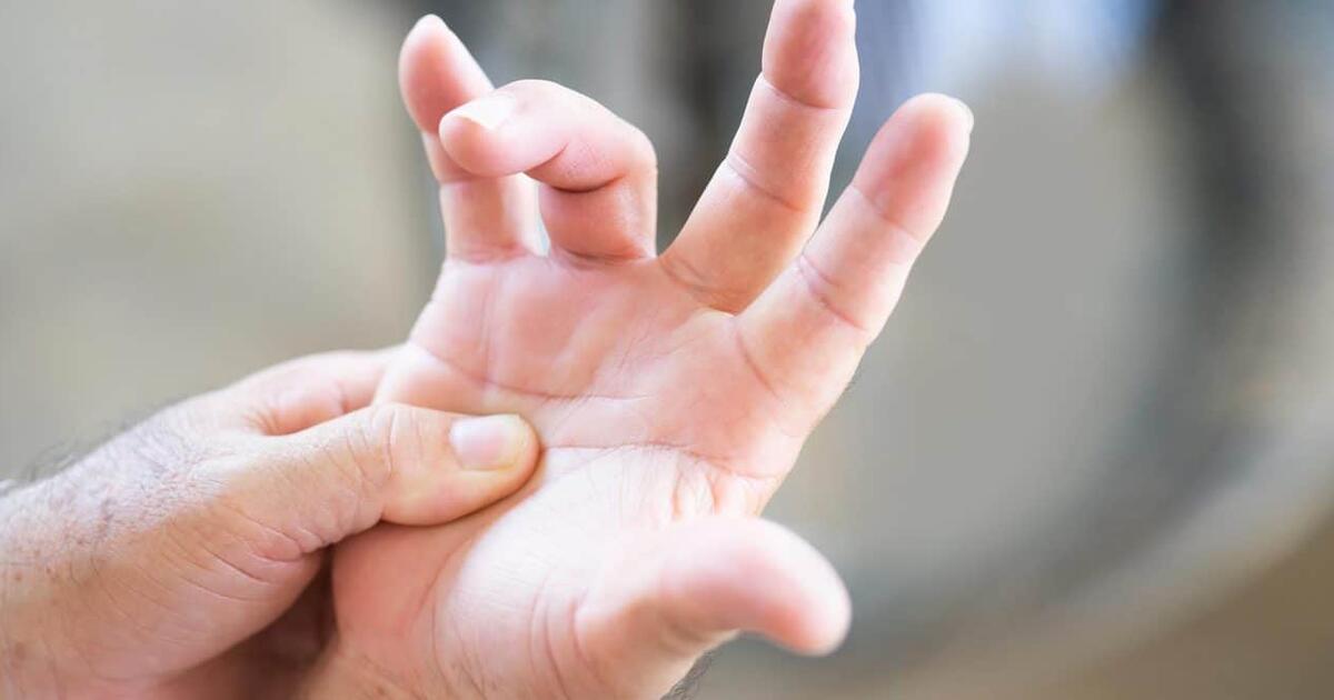 Schnellender Finger: So verläuft die Operation | Kantonsspital Baden